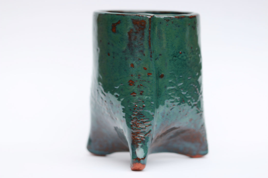 Tripod Terracotta Plant Pot – shbstudio.com